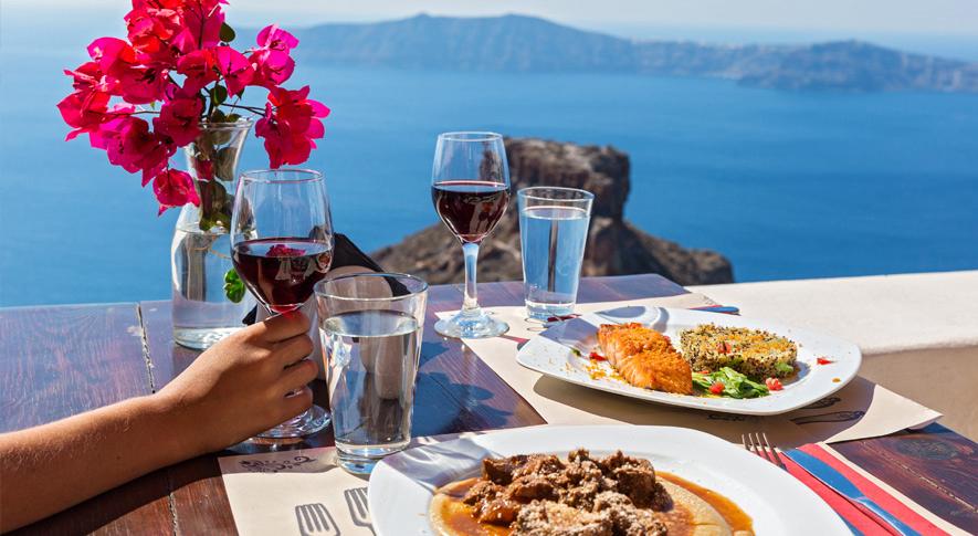 The most delicious dishes of the Greek islands | Let's Ferry